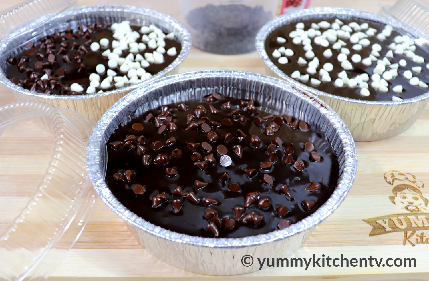 Moist Chocolate Cake with Brigadeiro Frosting - Yummy Kitchen