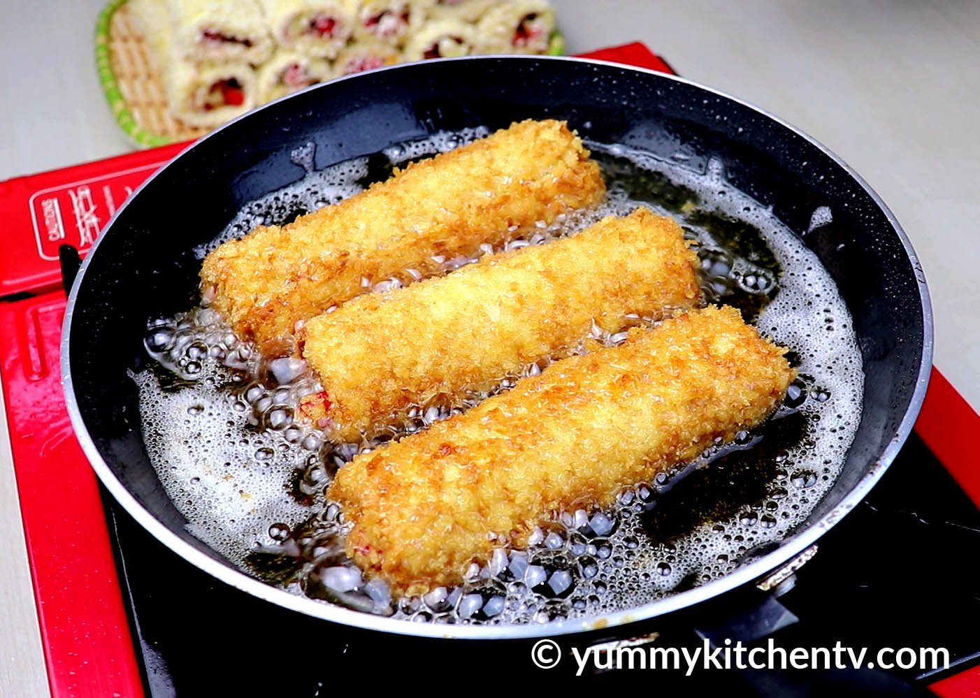 Pizza Roll - Yummy Kitchen