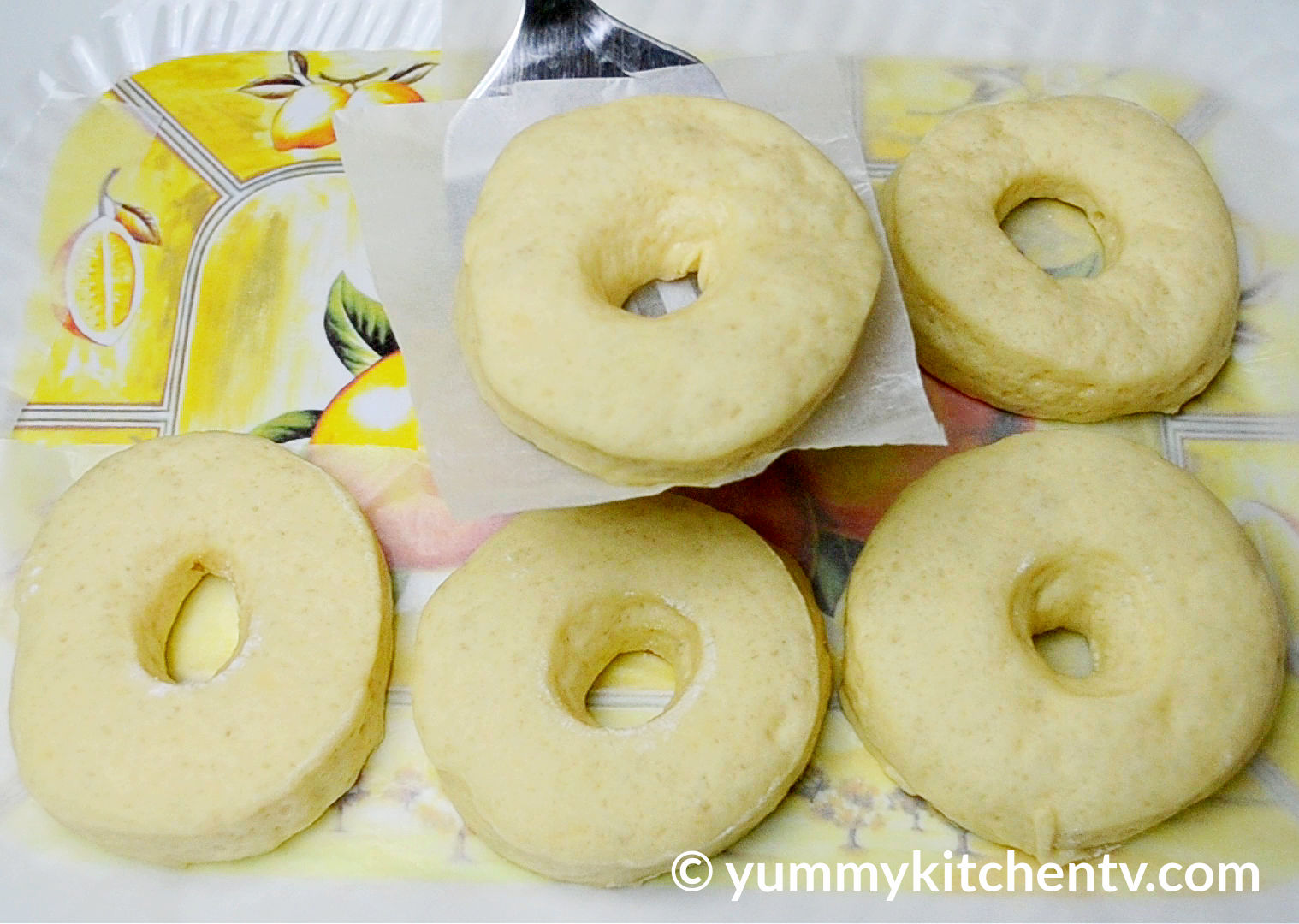 Bicho-Bicho (Pinoy-donut) - Yummy Kitchen