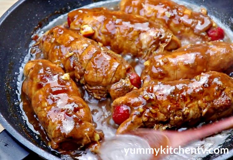 Chicken Hamonado Rolls - Yummy Kitchen