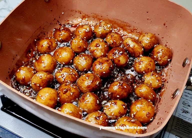 Braised Potatoes - Yummy Kitchen