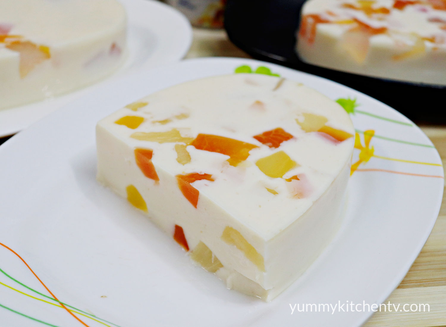 Fruity Jelly Dessert: A Sweet and Refreshing Delight - Yummy Kitchen