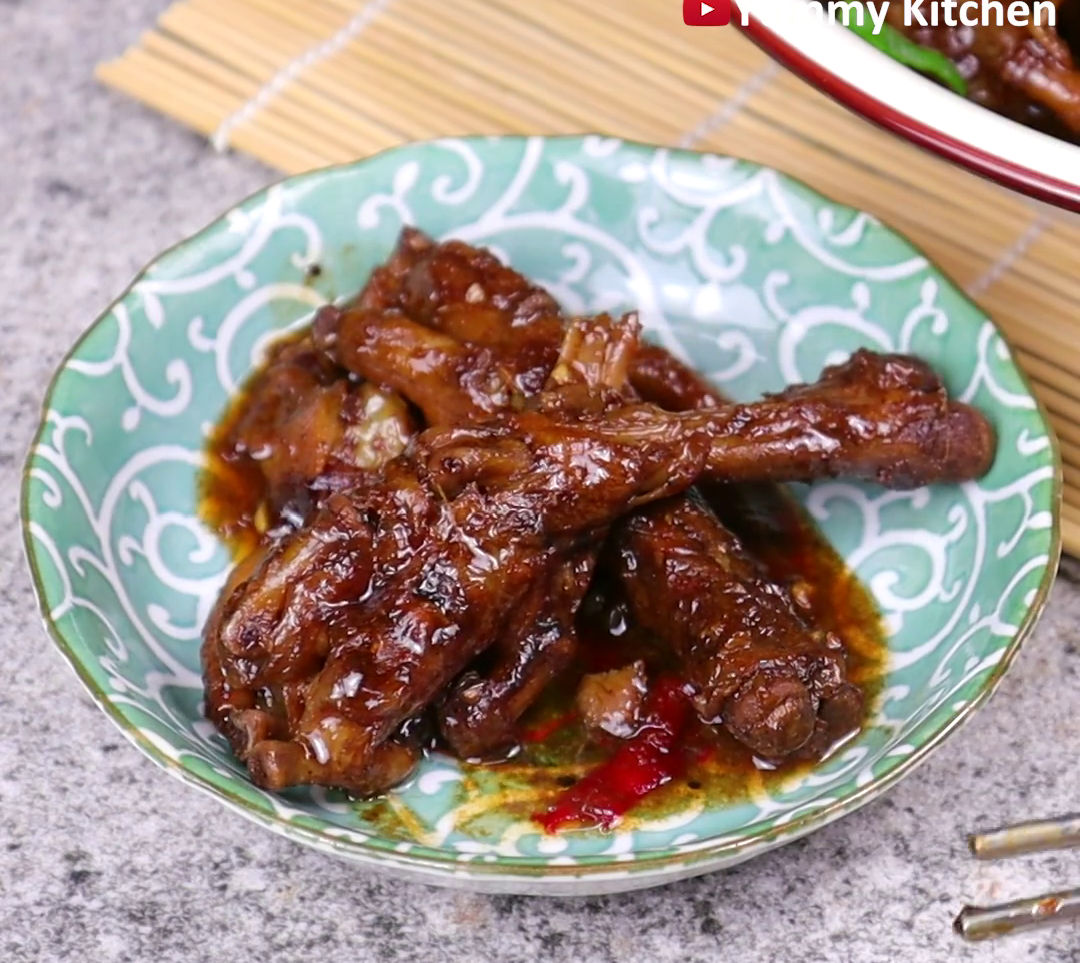 Spicy Chicken Feet - Yummy Kitchen