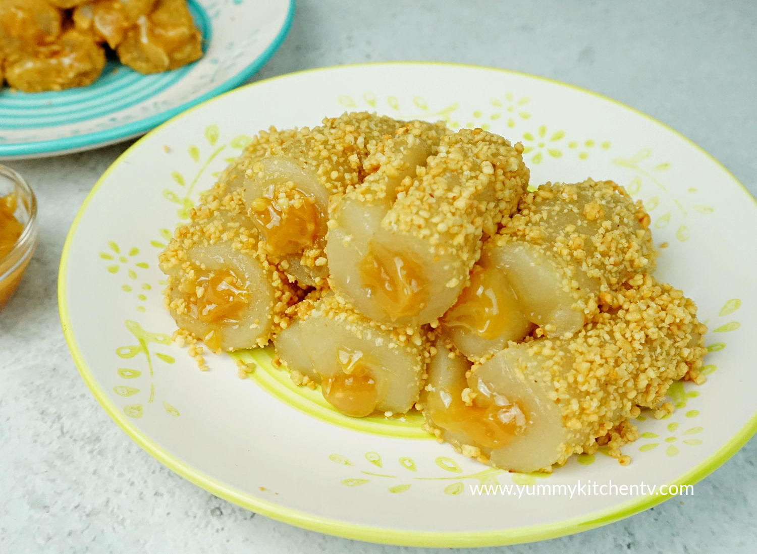 Tikoy Rolls - Yummy Kitchen