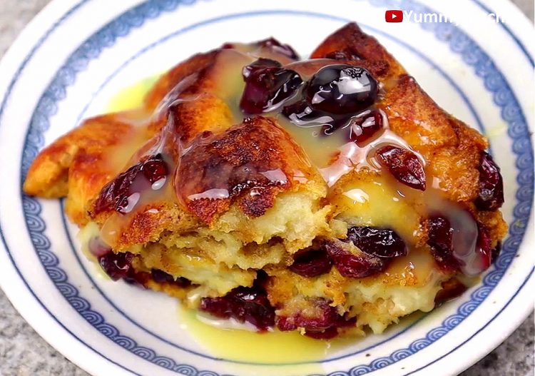 Bread Pudding - Yummy Kitchen