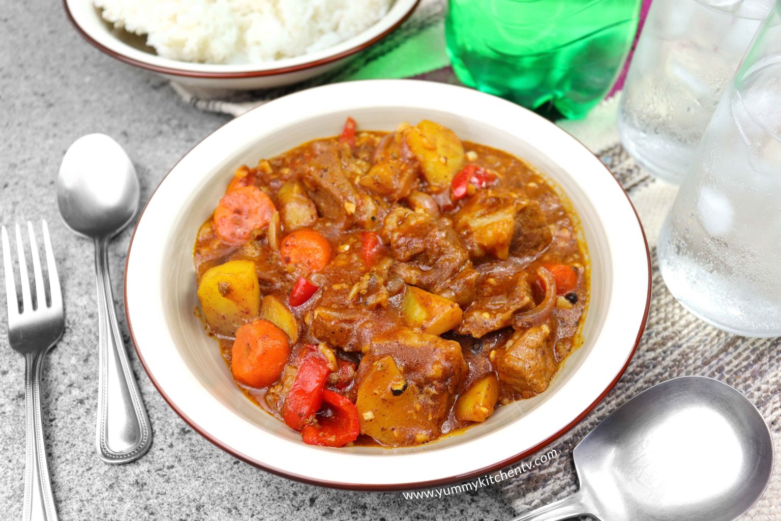Chicken Caldereta Recipe ( “Kalderetang Manok” ) - Yummy Kitchen