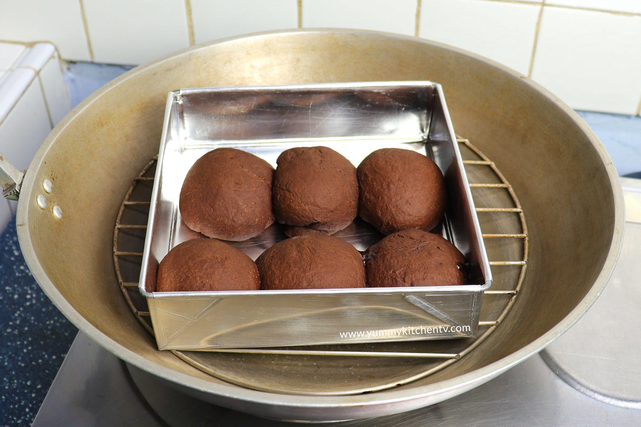 No Oven Chocolate Pandesal - balanced sweetness-Yummy Kitchen