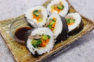 Gimbap (Korean Rice roll) - healthy, filling and delicious! Yummy Kitchen