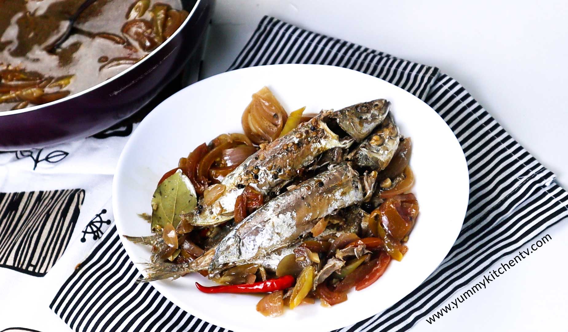 Adobong Galunggong -A Filipino household favorite- Yummy Kitchen