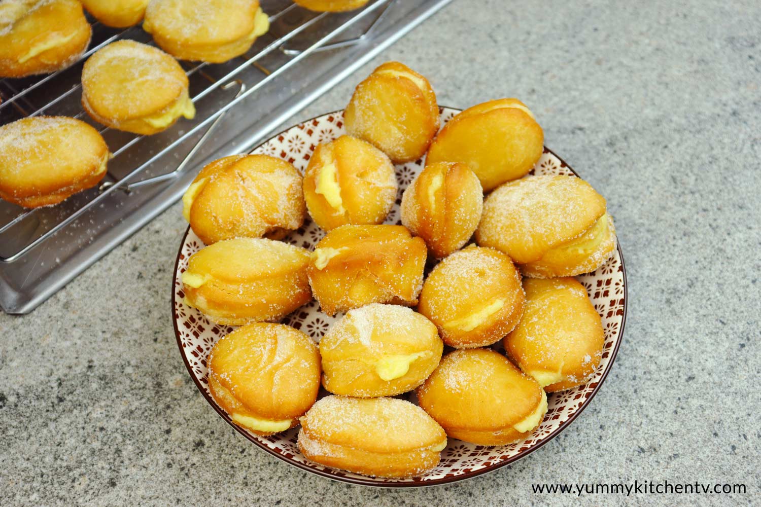 No Yeast Donuts Creamy Sweet Mini Donuts Yummy Kitchen