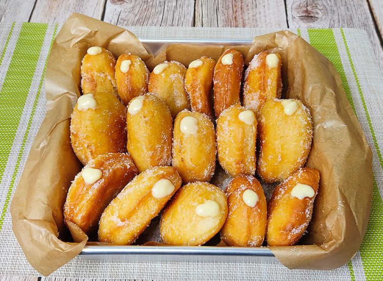 Custard Cream Donuts - Yummy Kitchen