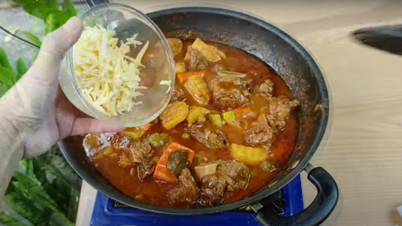 Beef Ribs Caldereta - Yummy Kitchen