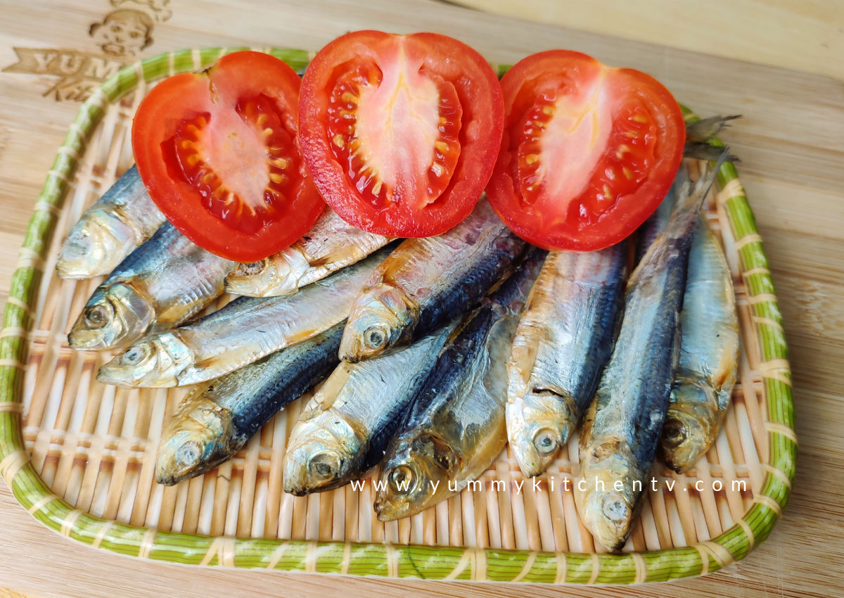 Sarciadong Tuyo - Yummy Kitchen