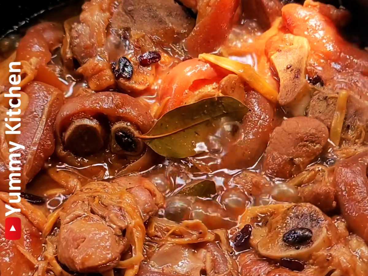 Pork Pata Humba - Yummy Kitchen