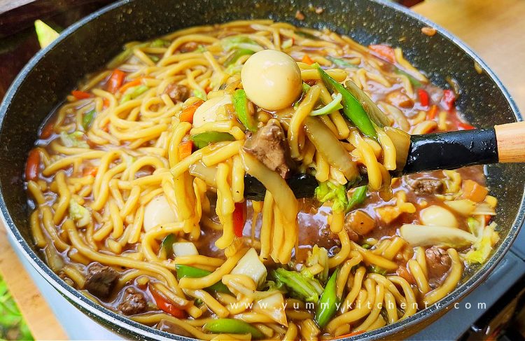 Beef Hofan - A Satisfyingly Filling Beef Noodle dish - Yummy Kitchen
