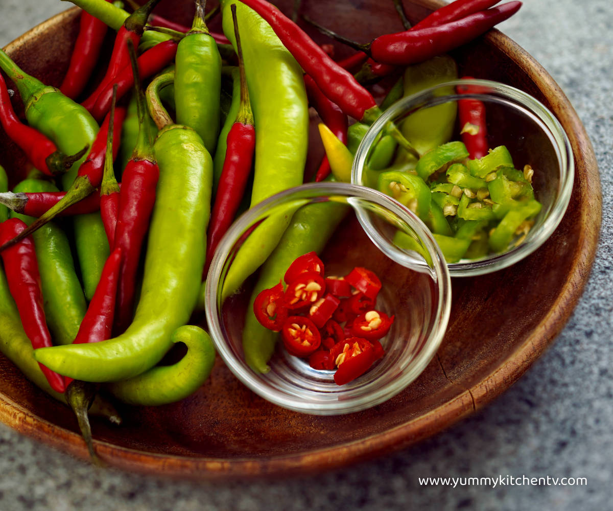 What is Sili ? a breakdown of Philippine Chilies - Yummy Kitchen