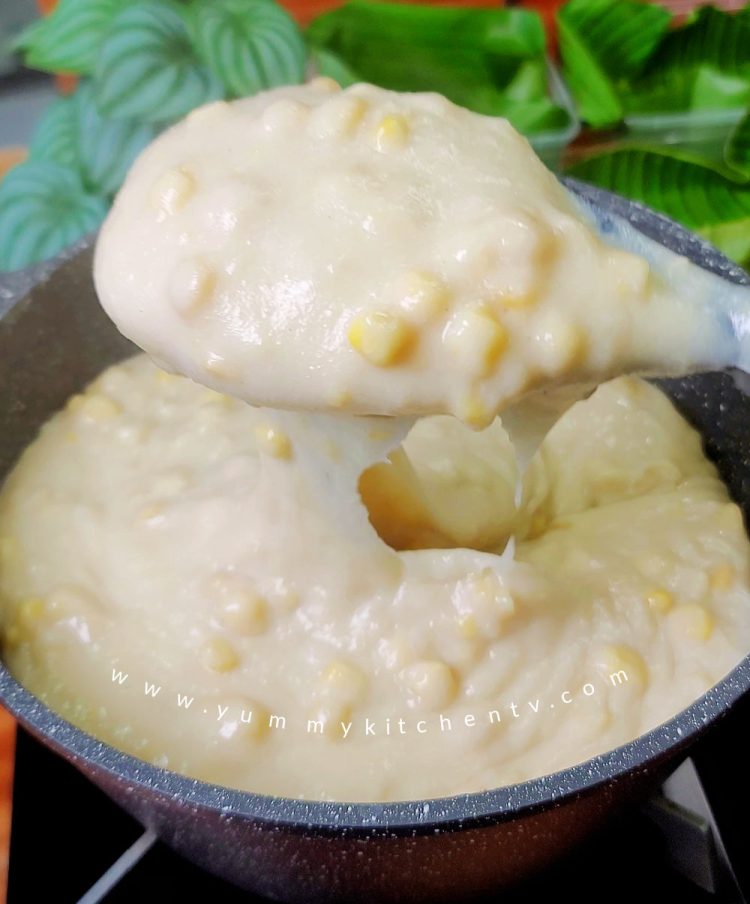 Creamy Maja Blanca - Yummy Kitchen