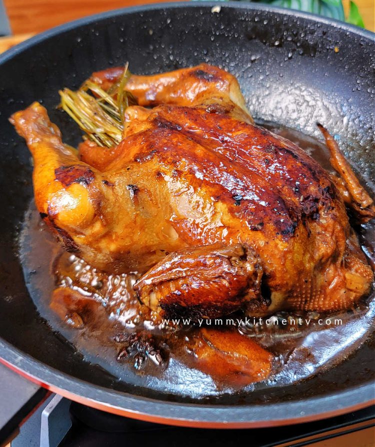 Lechon Manok sa Kawali - Yummy Kitchen