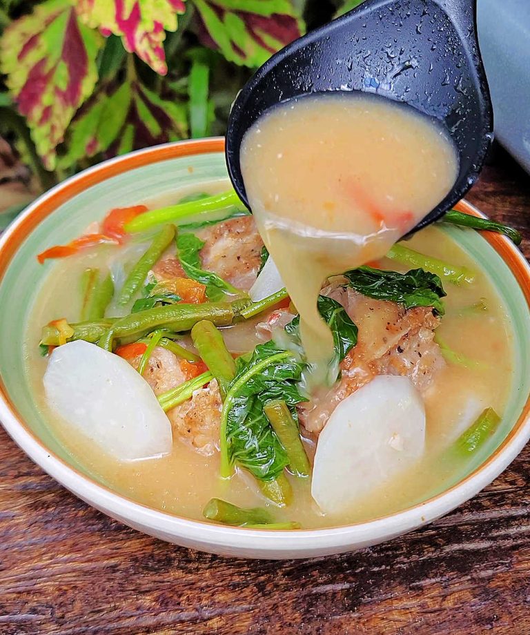 Sinigang na Isda - Yummy Kitchen