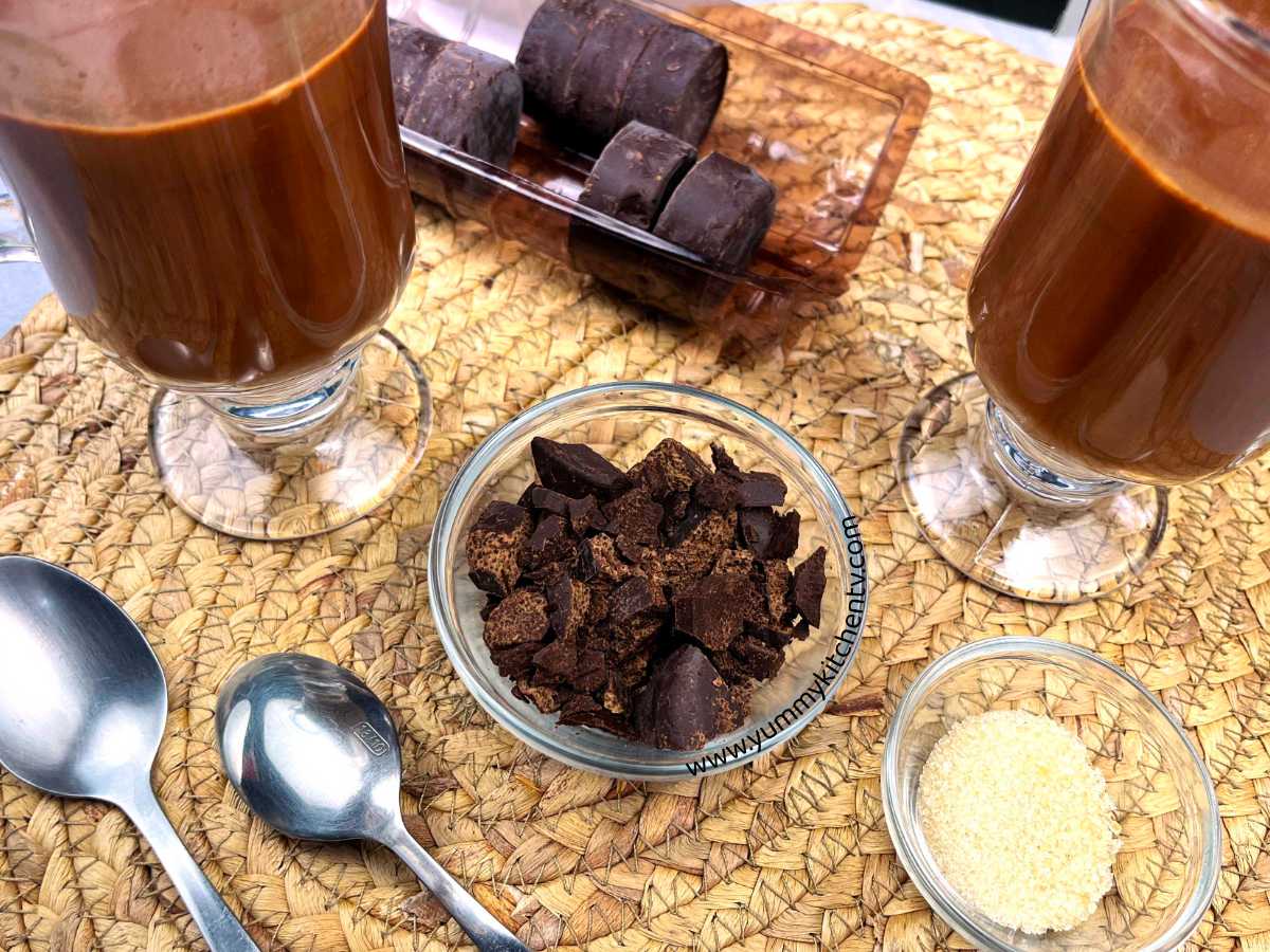 Tablea "The Philippine's version of Chocolate" - Yummy Kitchen