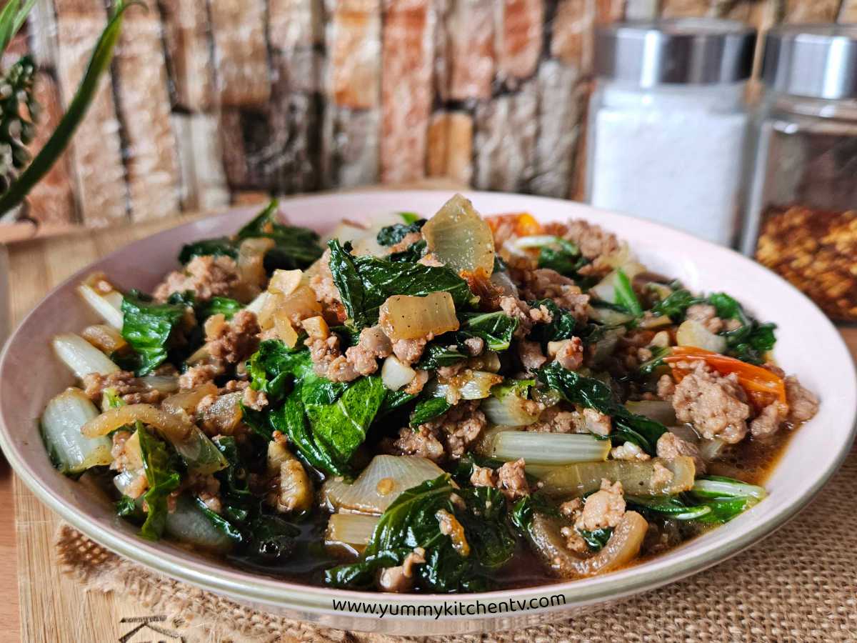 Pechay with Ground Pork or "Ginisang Pechay with Pork" - Yummy Kitchen
