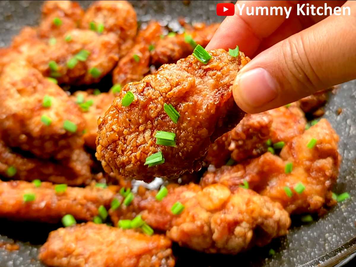 Crispy Soy-Garlic Butter Chicken Wings - Yummy Kitchen