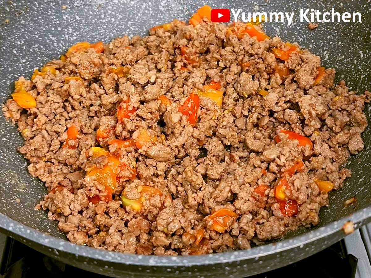 Ginisang Repolyo with Giniling Recipe - Simple 5 Step Stir-Fry - Yummy ...