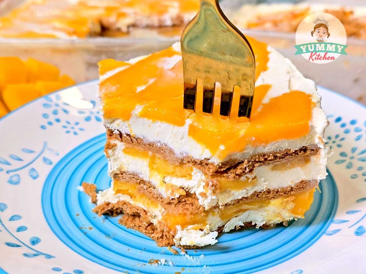 Mango Graham Float - Yummy Kitchen