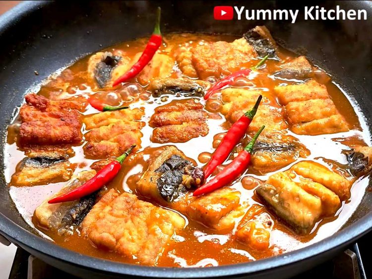 Sinabawang Isda with Tilapia - A Spicy Classic Filipino Fish Dish - Yummy Kitchen