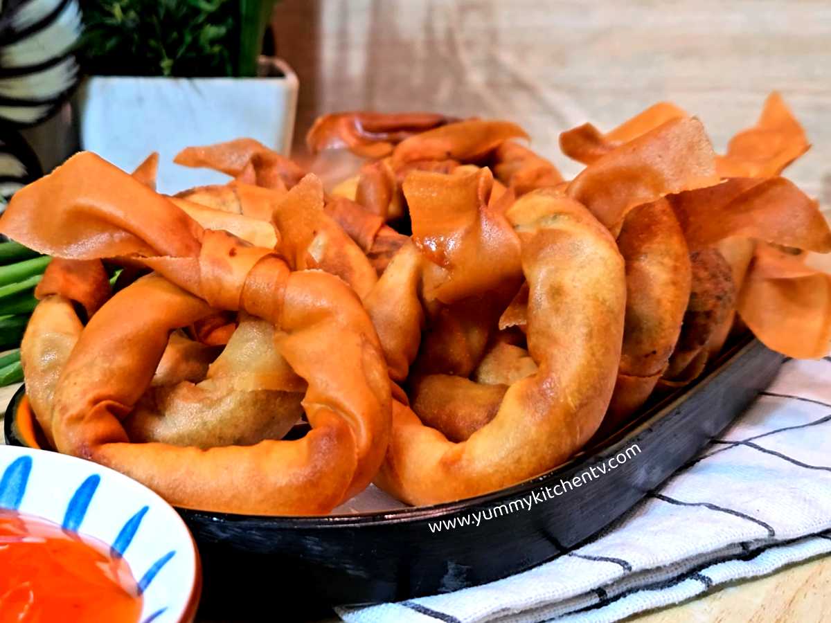 Chicken Shanghai - Crispy Filipino Chicken Spring rolls - Yummy Kitchen