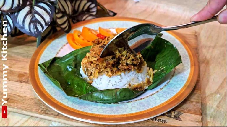 Easy Chicken Pastil - A Maguindanaon Delicacy - Yummy Kitchen